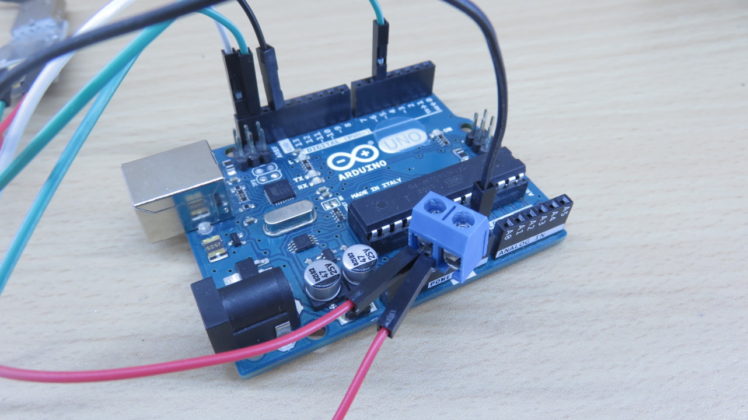 DIY: Y-Adapter Jumper Wire - Michael Schoeffler