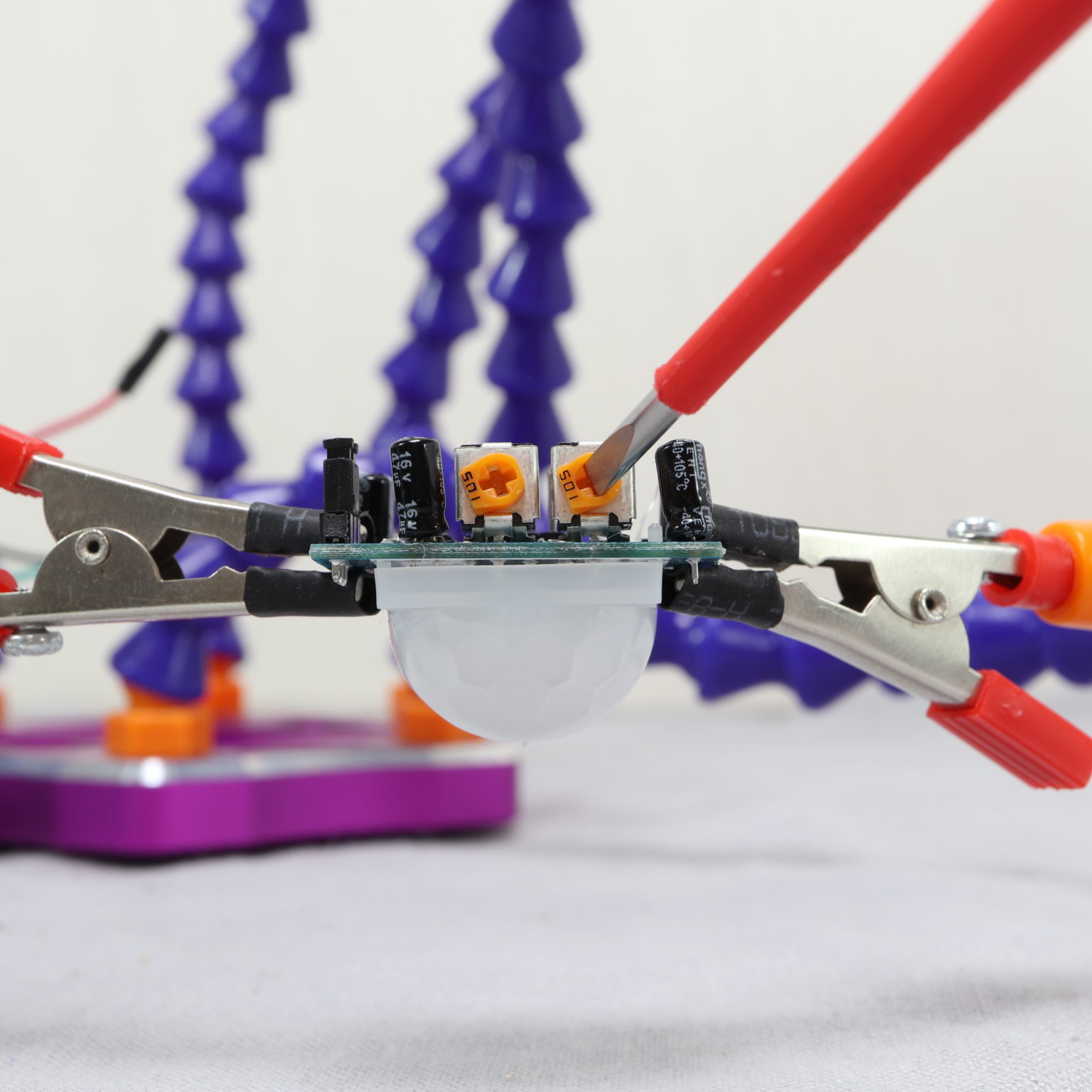 Arduino-Tutorial: HC-SR501 Passive Infrared Sensor (PIR sensor ...